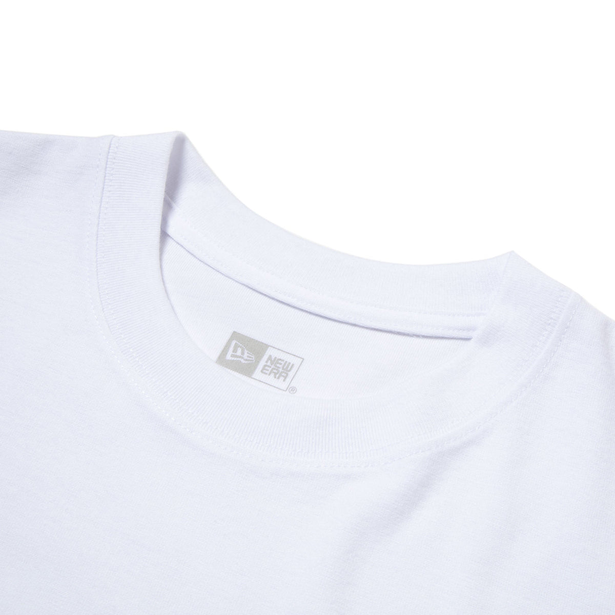 半袖 コットン Tシャツ Pile Logo フラッグロゴ ホワイト レギュラーフィット | ニューエラオンラインストア